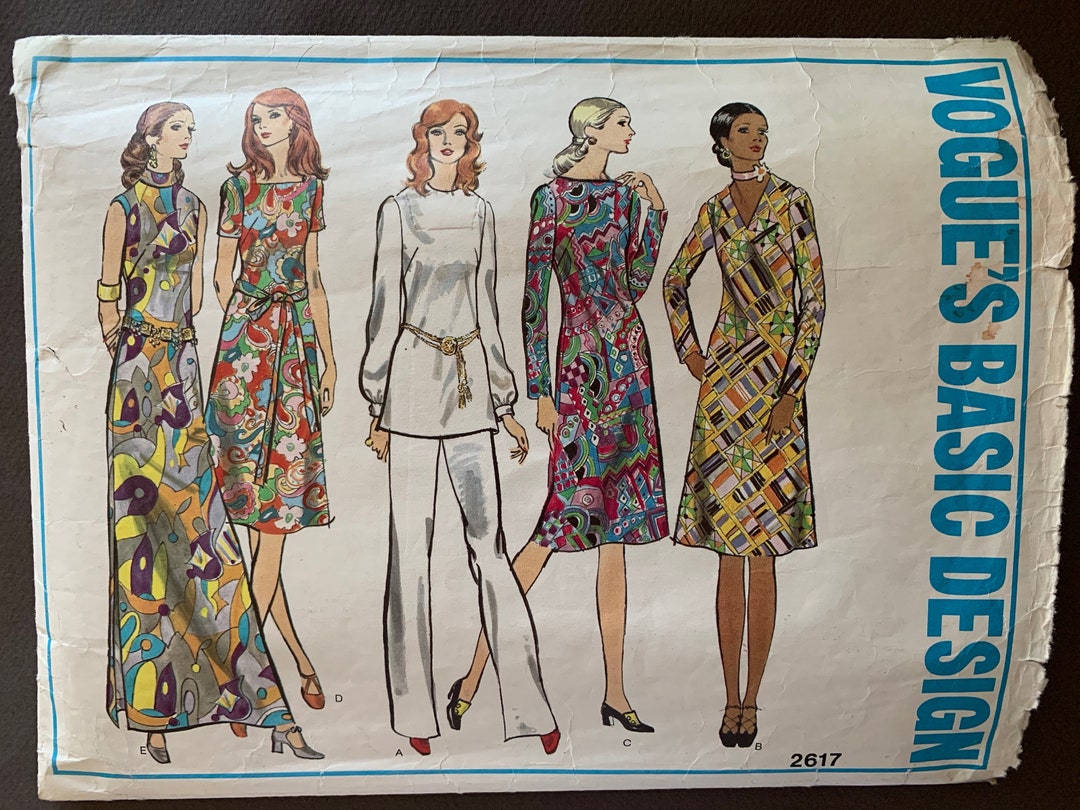 Vintage 1970s Vogue 2617 Basic Design. A Line Gown, Dress or Tunic and ...