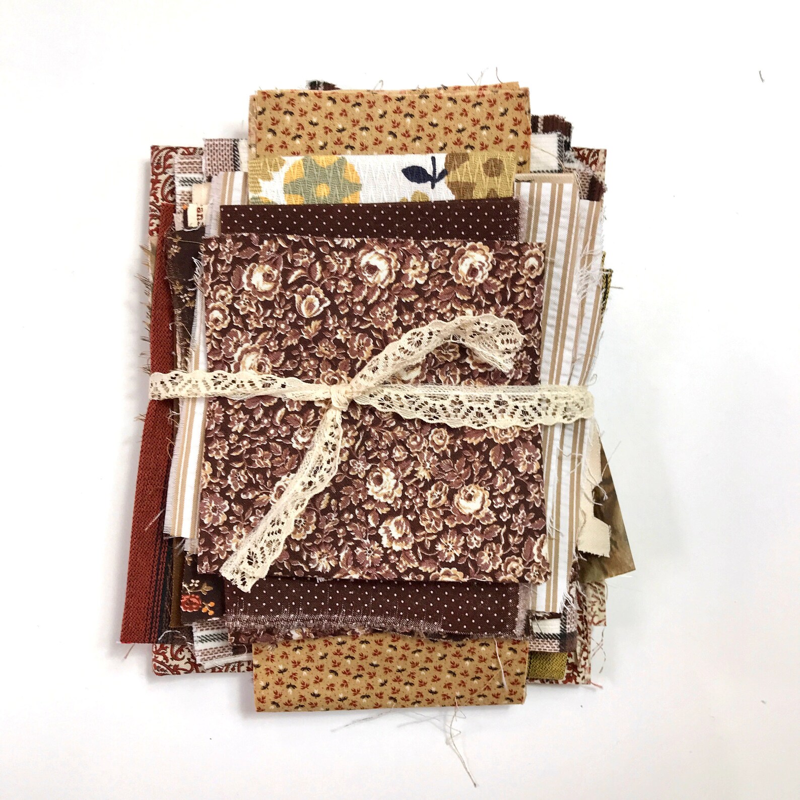 Vintage Fabric Scrap Bundle Lot. Brown Fabric. Floral. 6 Oz. Upcycle ...