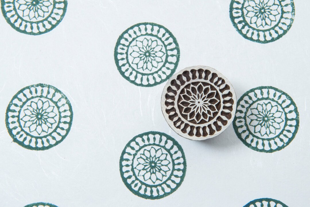 Flower in a Circle Wooden Printing Block - Etsy