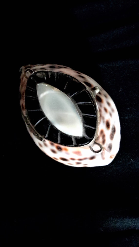 Antique Georgian Shell and Silver Metal Vinaigrette … - Gem