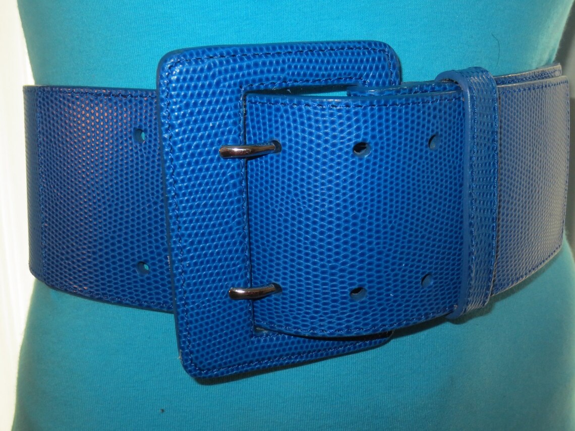 Stunning Vintage Woman's Wide Blue Leather Belt Printed | Etsy