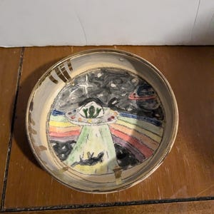 Happy Rainbow Love Alien UFO Abduction ET Ring Bowl, Gold Cute Ceramic ...