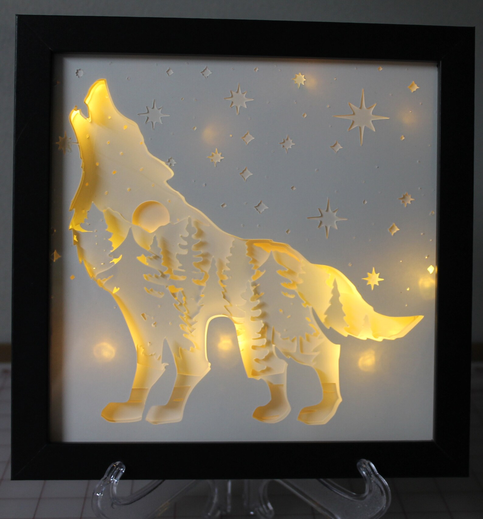 Light up Howling Wolf Shadow Box, Illuminated 3D Wolf 8x8 Shadow Box, Home Decor - Etsy