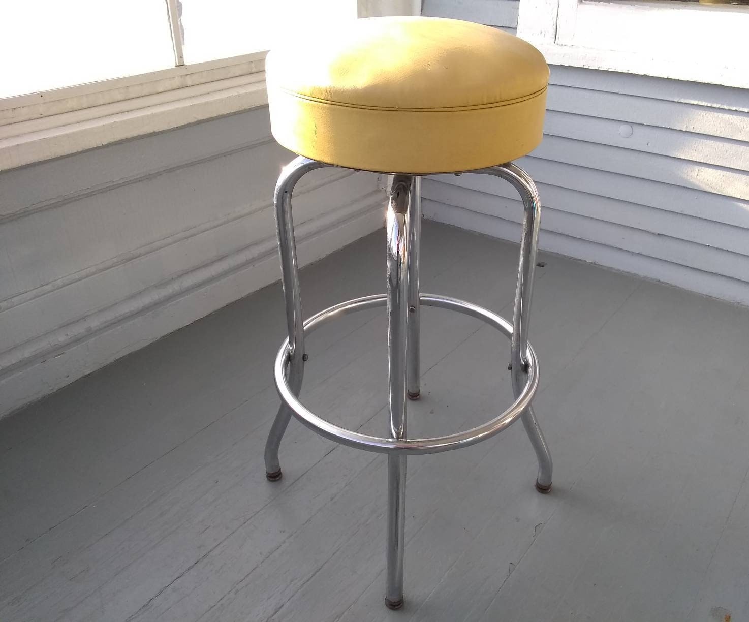 Vintage Royalchrome Round Bar Stool Shop Stool Swiveling Metal Chrome ...
