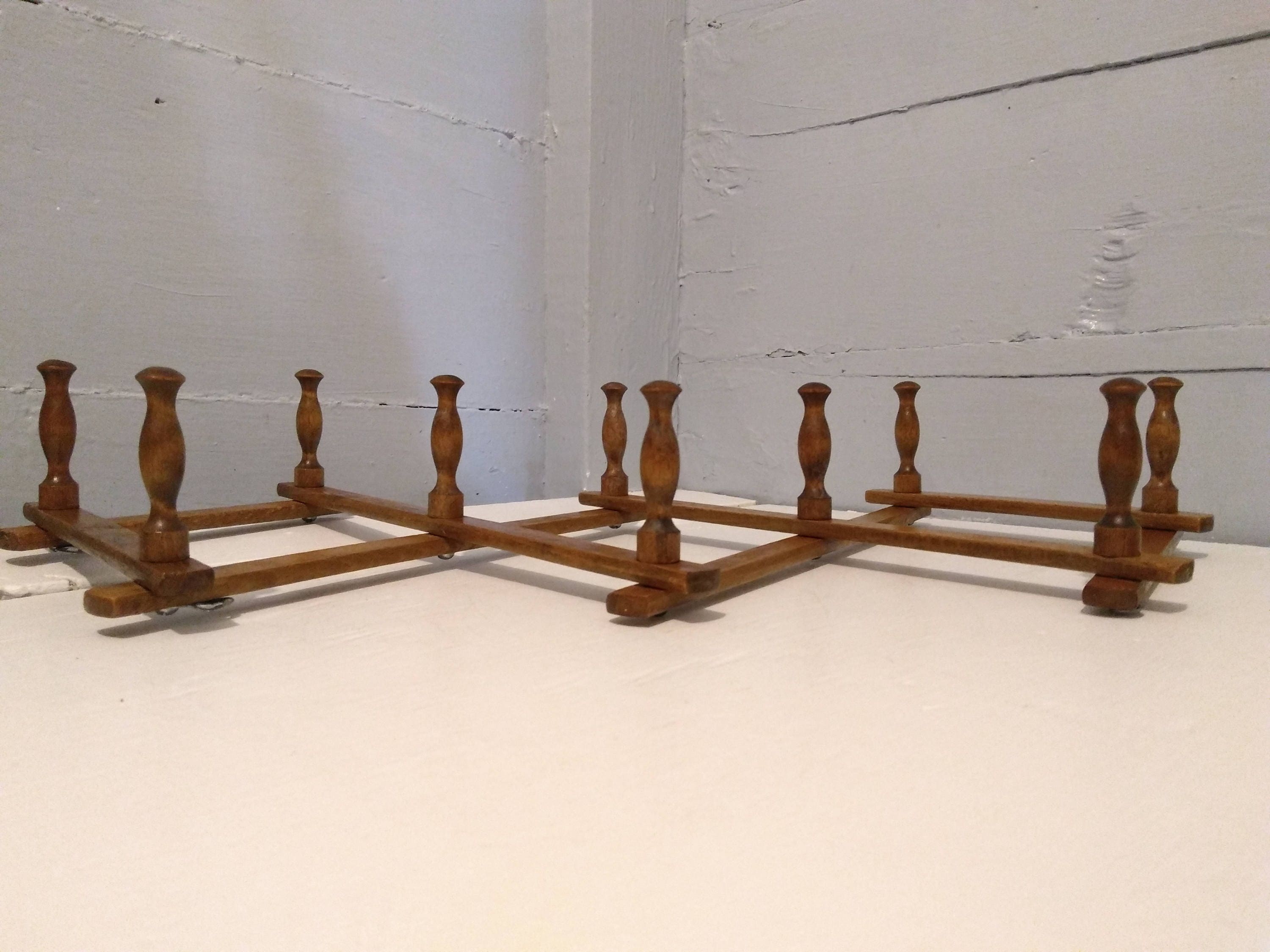 Small, Expandable Hanging Rack, Accordion Style Rack, Peg Rack, Mug ...