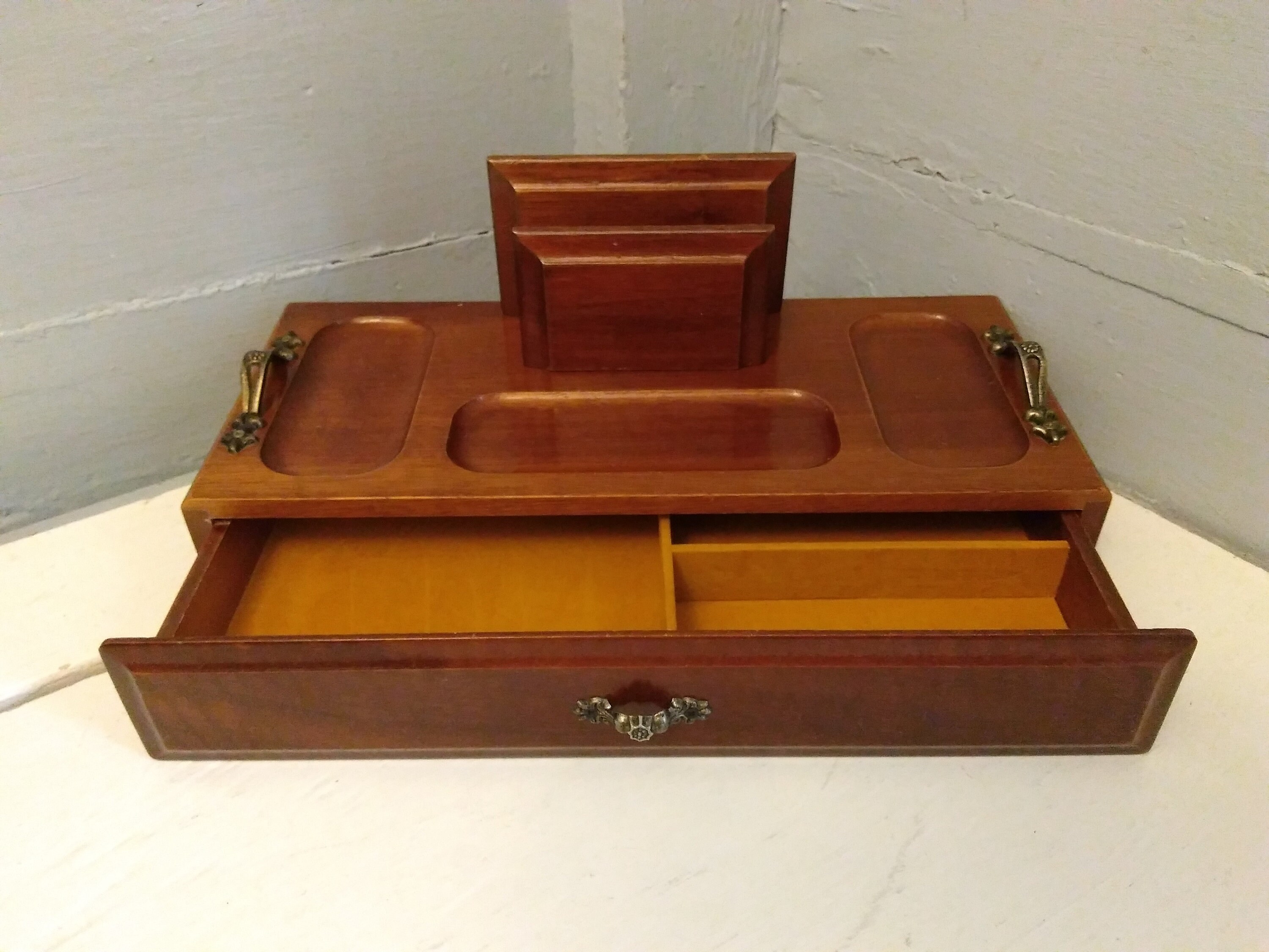 Vintage MidCentury Dresser Valet Jewelry Box Keepsake Box Catch-all ...