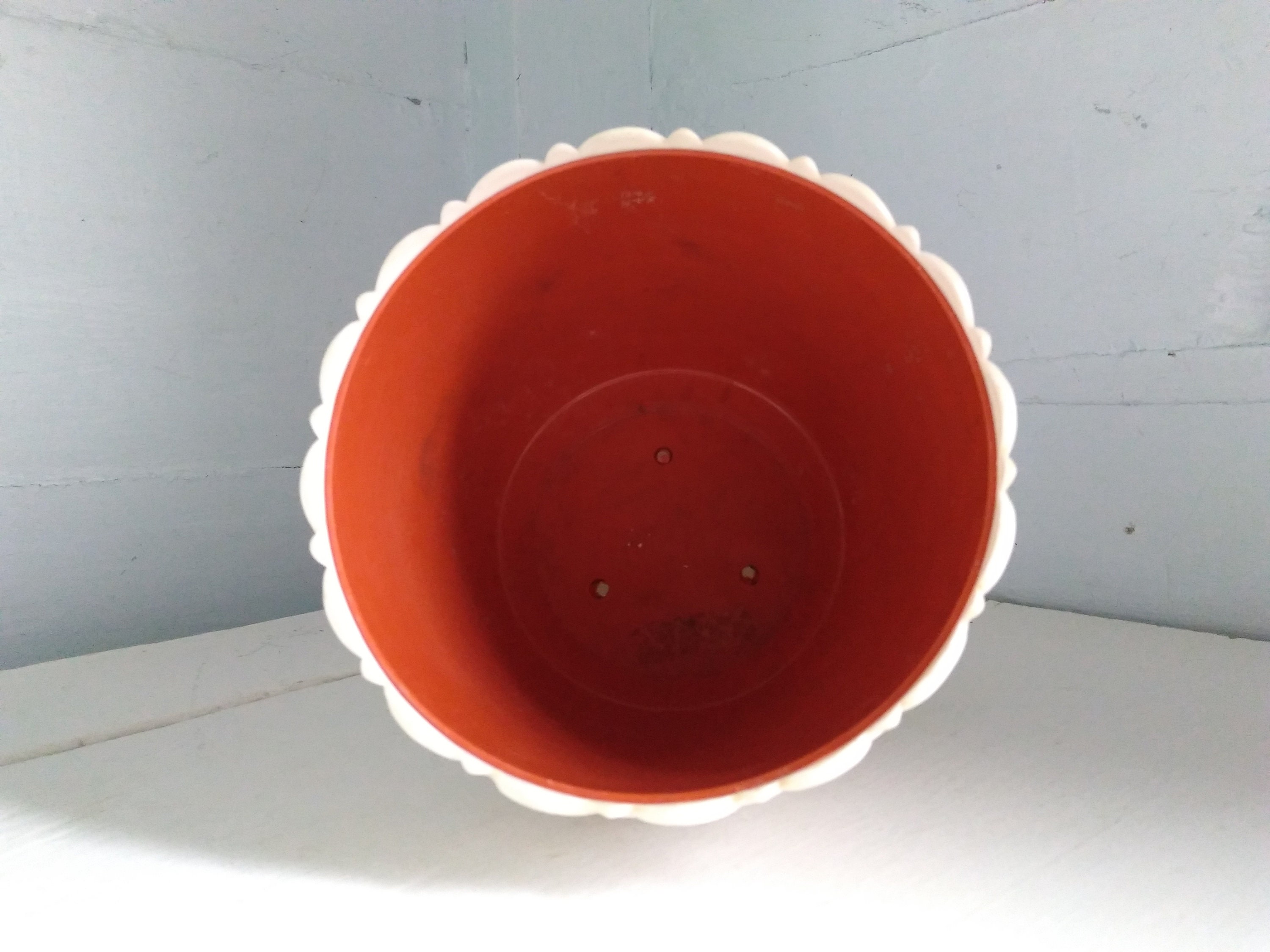 Vintage Milton Plastics Flower Pot. Decorative Indoor Outdoor Planter ...