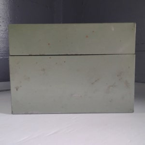 Vintage Metal 4 X 6 Index Card File Box Recipe Box Kitchen Decor Office ...