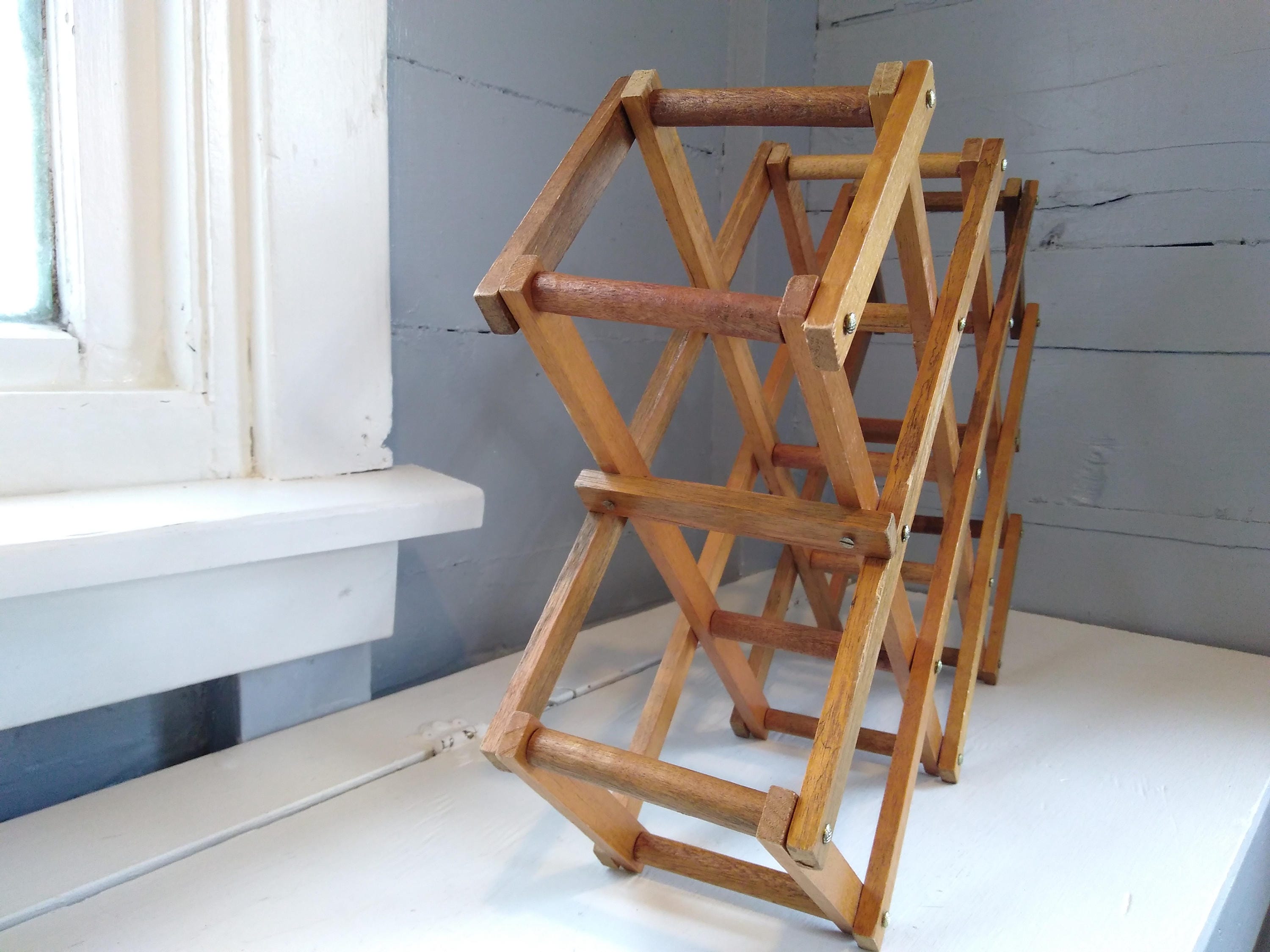 Vintage 8 Bottle Wood Wine Rack Accordion Style Display RhymeswithDaughter