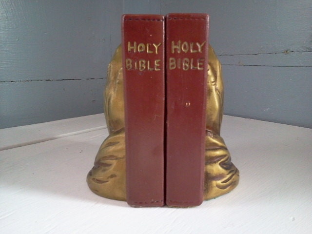 Vintage MidCentury Book Ends Holy Bible Praying Hands Religious Decor ...