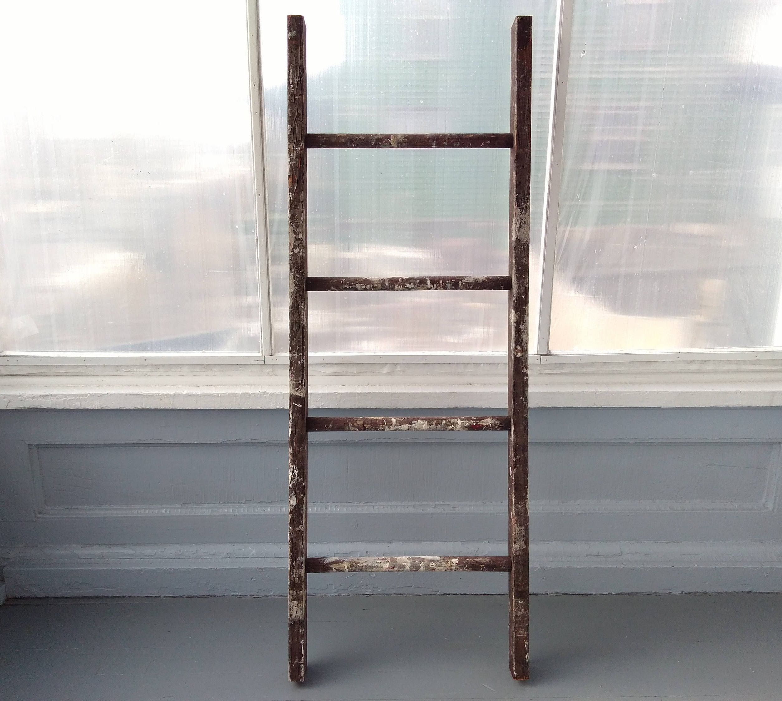 Old Wood Ladder Orchard Ladder Wide Rustic Blanket Display Quilt Rack ...