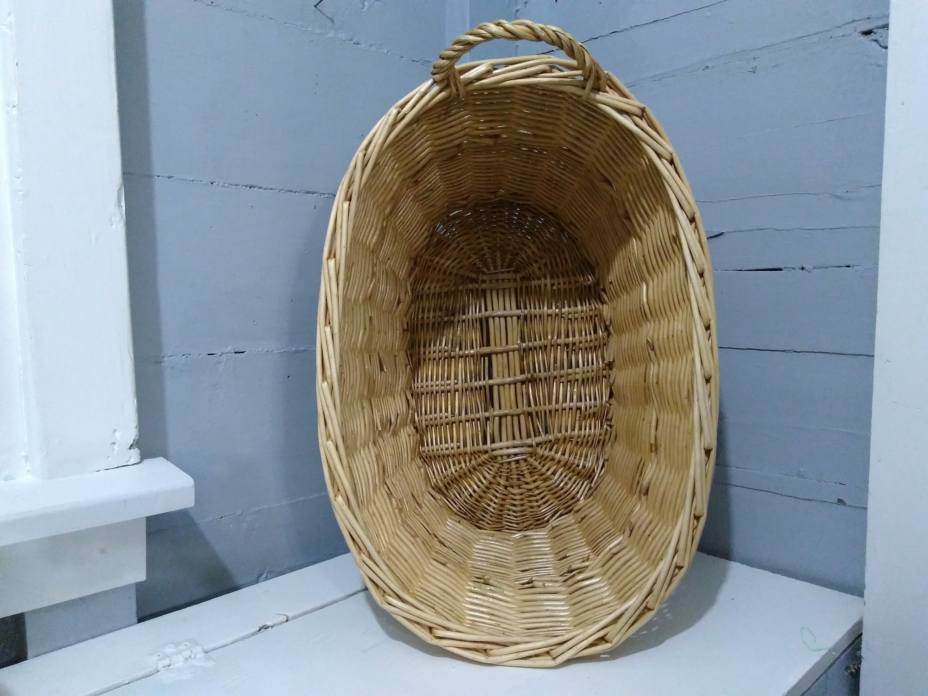 Vintage Wicker Laundry Basket Large Oval Clothes Hamper Decorative ...
