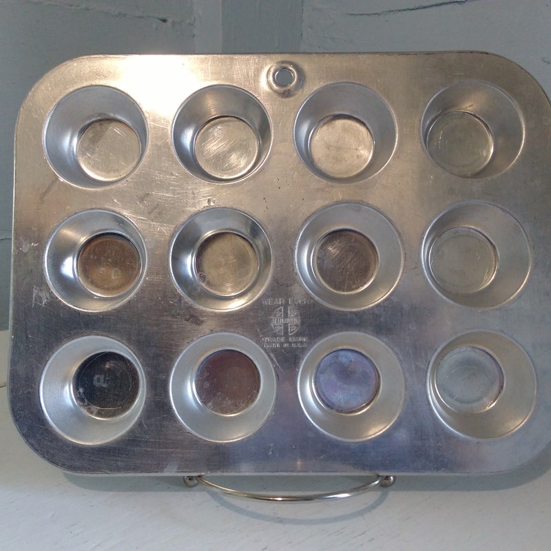 Vintage Muffin Tin - Etsy