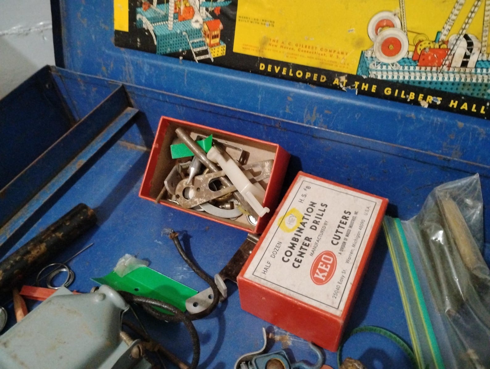 Vintage Blue Metal Erector Set Box With Parts - Photo Prop Display ...