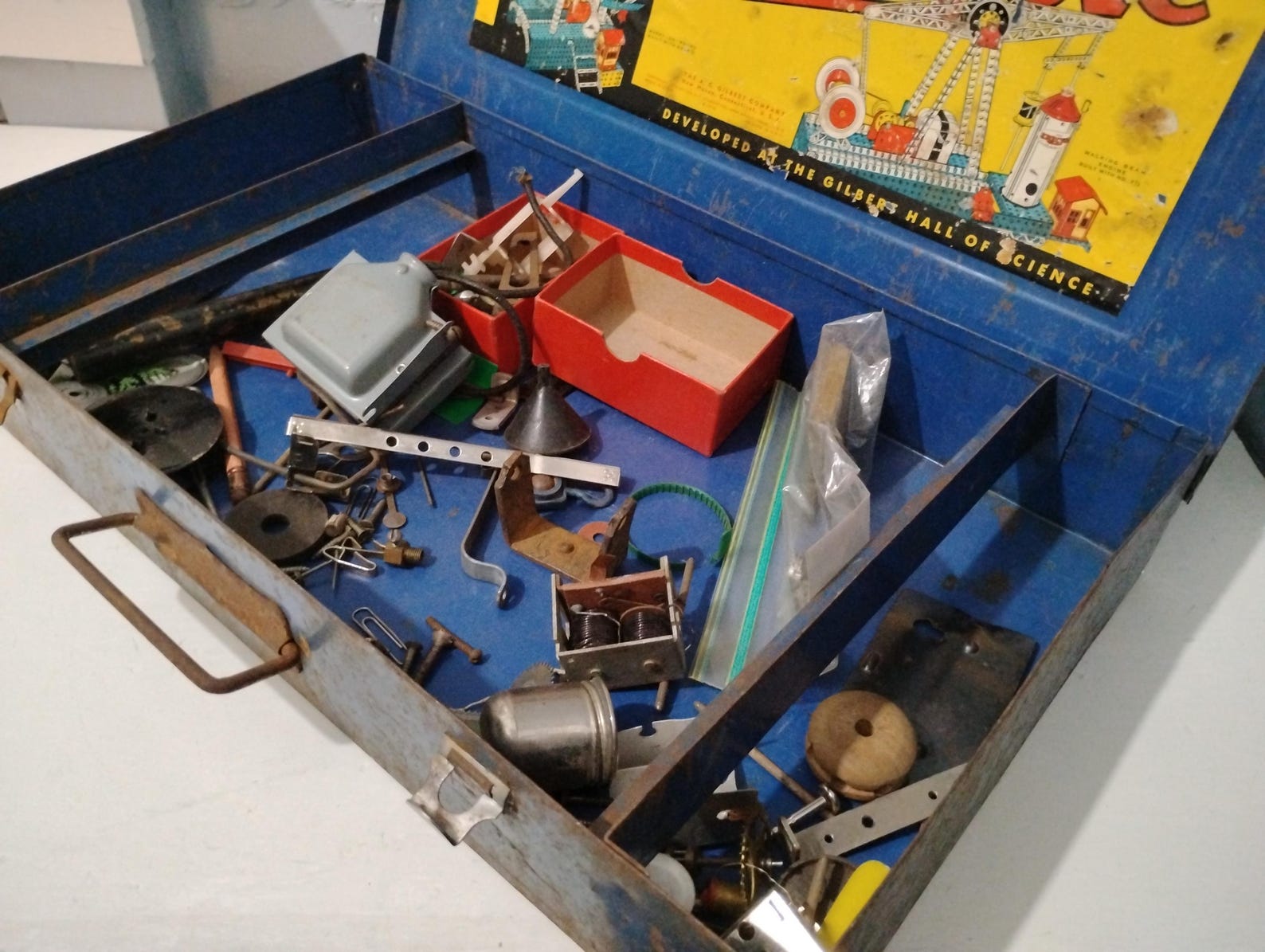 Vintage Blue Metal Erector Set Box With Parts - Photo Prop Display ...