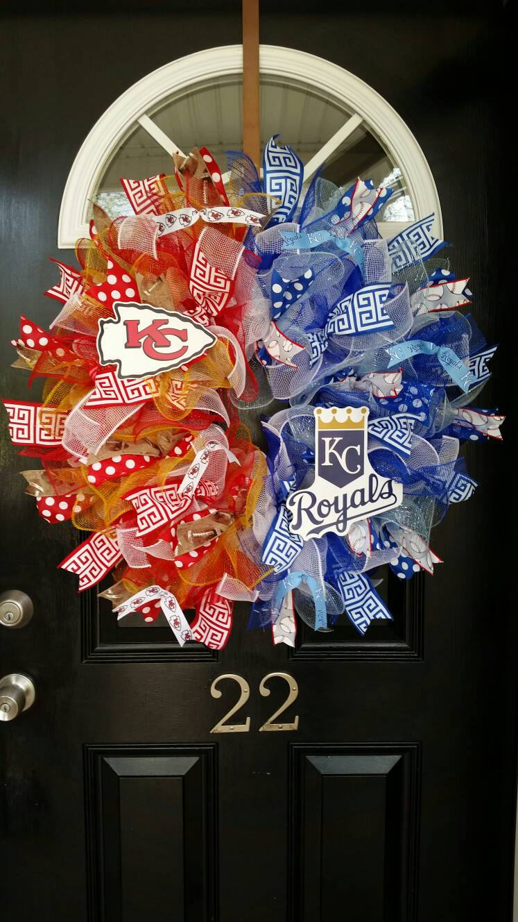 House Divided Wreath House United Wreath One City Two Teams | Etsy