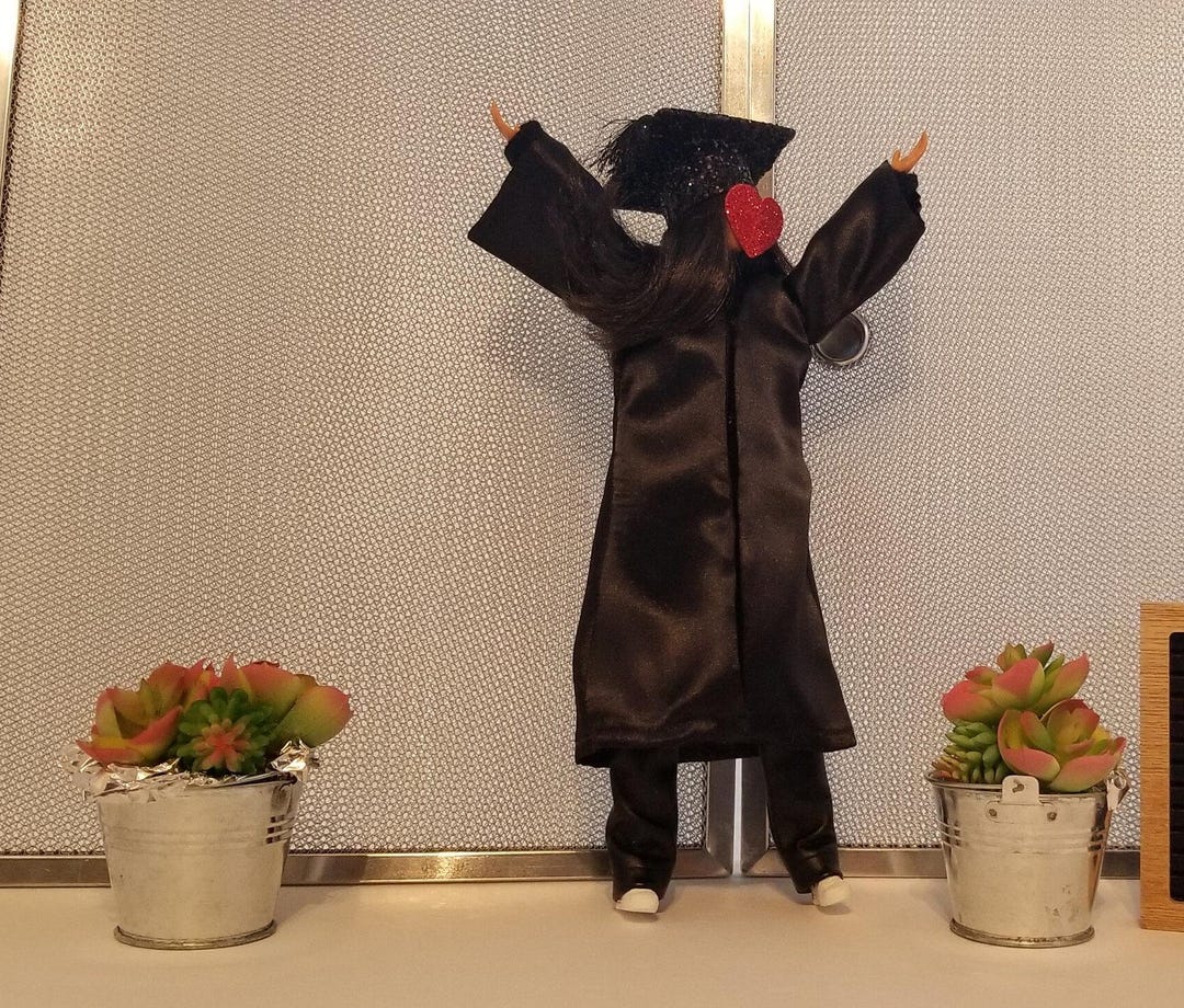 Graduation Cap and Gown for Fashion Dolls and Action Figures - Etsy