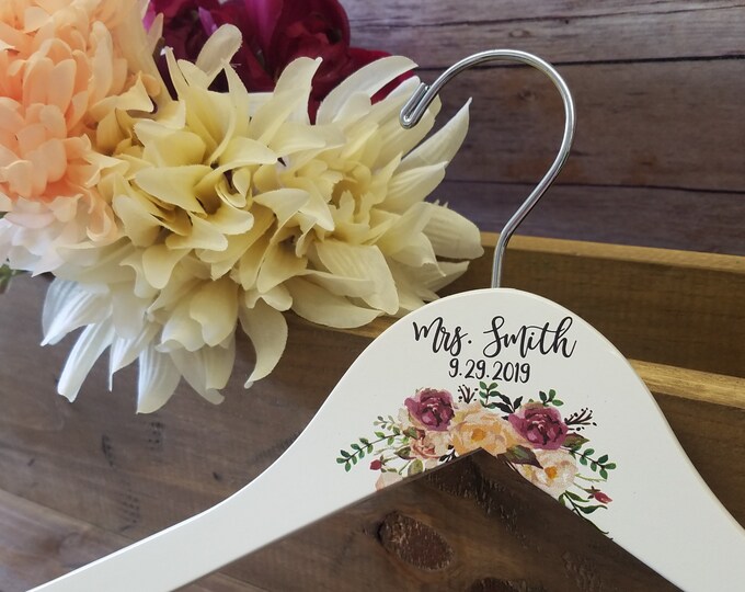 Personalized Wedding Dress Hangers for Bride, Bridesmaids and Flower ...