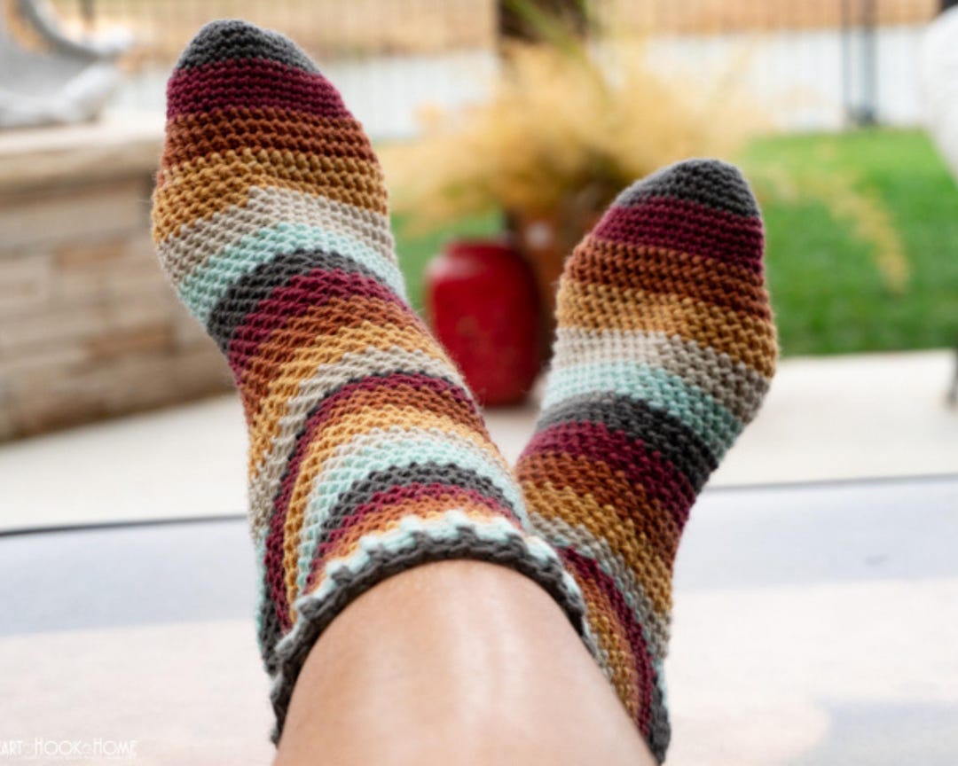 Herringbone Socks Crochet Pattern: Toe-up, Short Row Heel (PDF) - Etsy