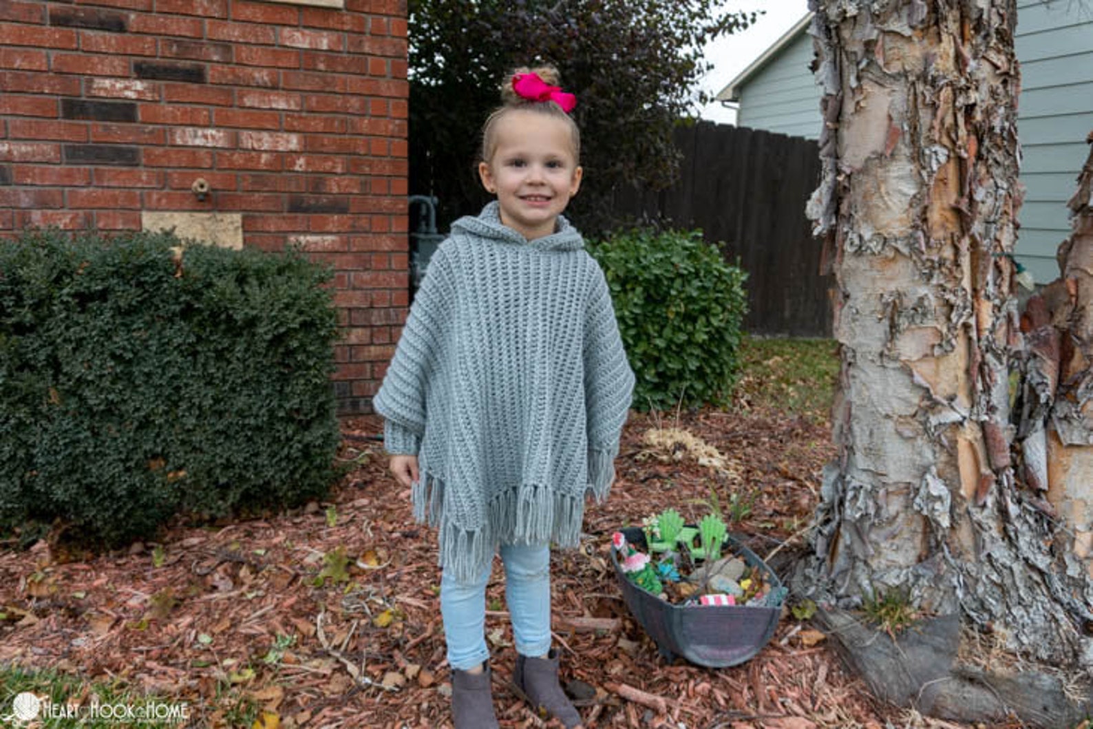 Lori Poncho Crochet Pattern: Hooded Fringe Design for Kids - Etsy