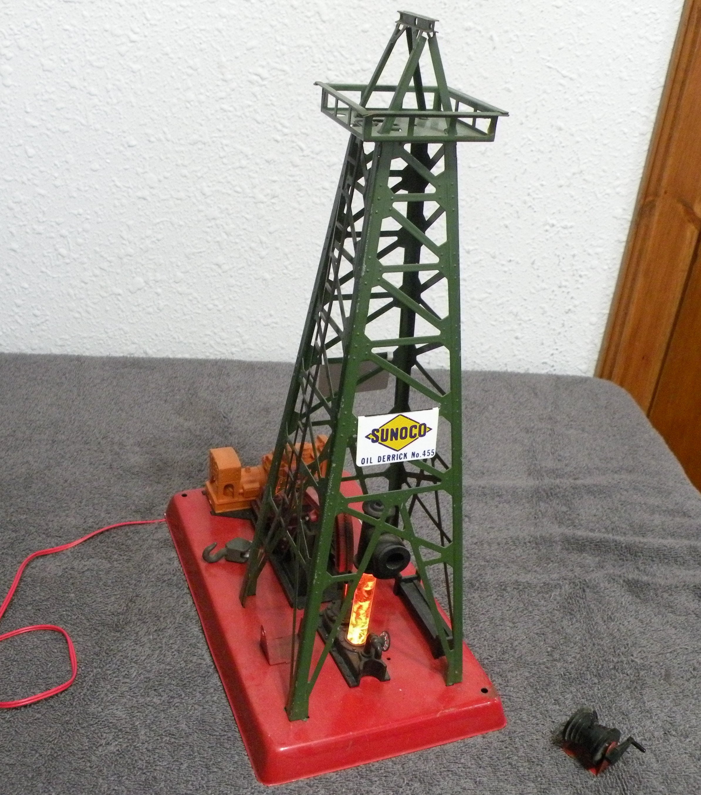 Lionel 455 Oil Derrick. - Etsy