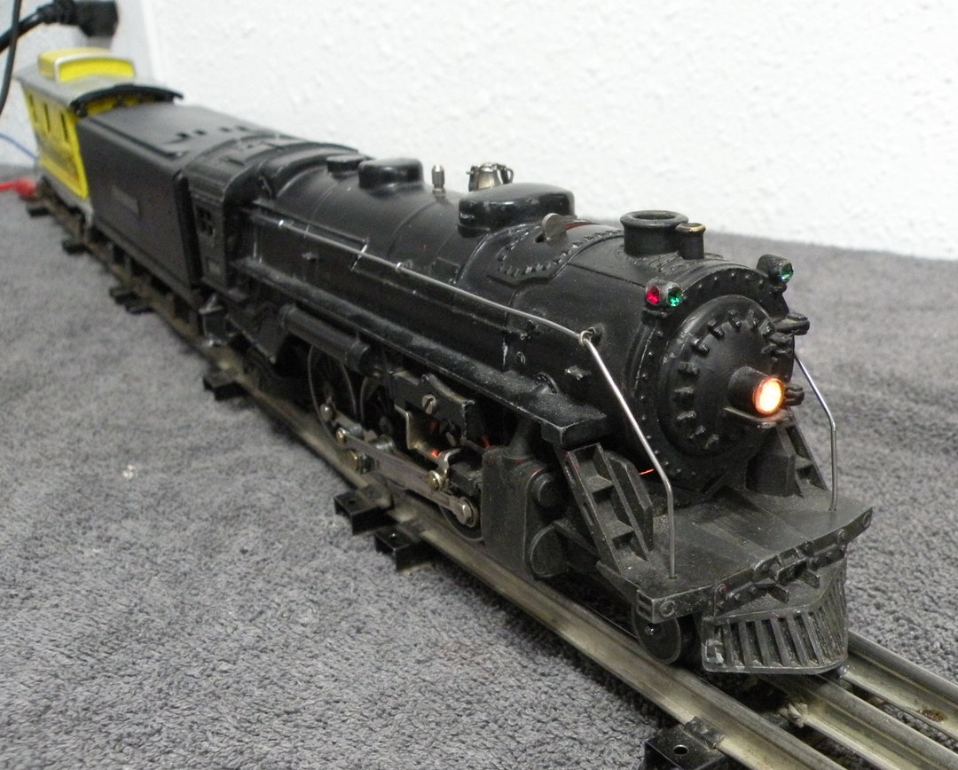 Lionel 1666 Engine & Caboose. - Etsy