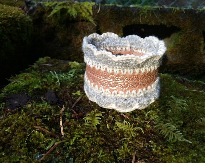 Leather Bracelet With Pearl Overlay Silver Metallic and Cream - Etsy