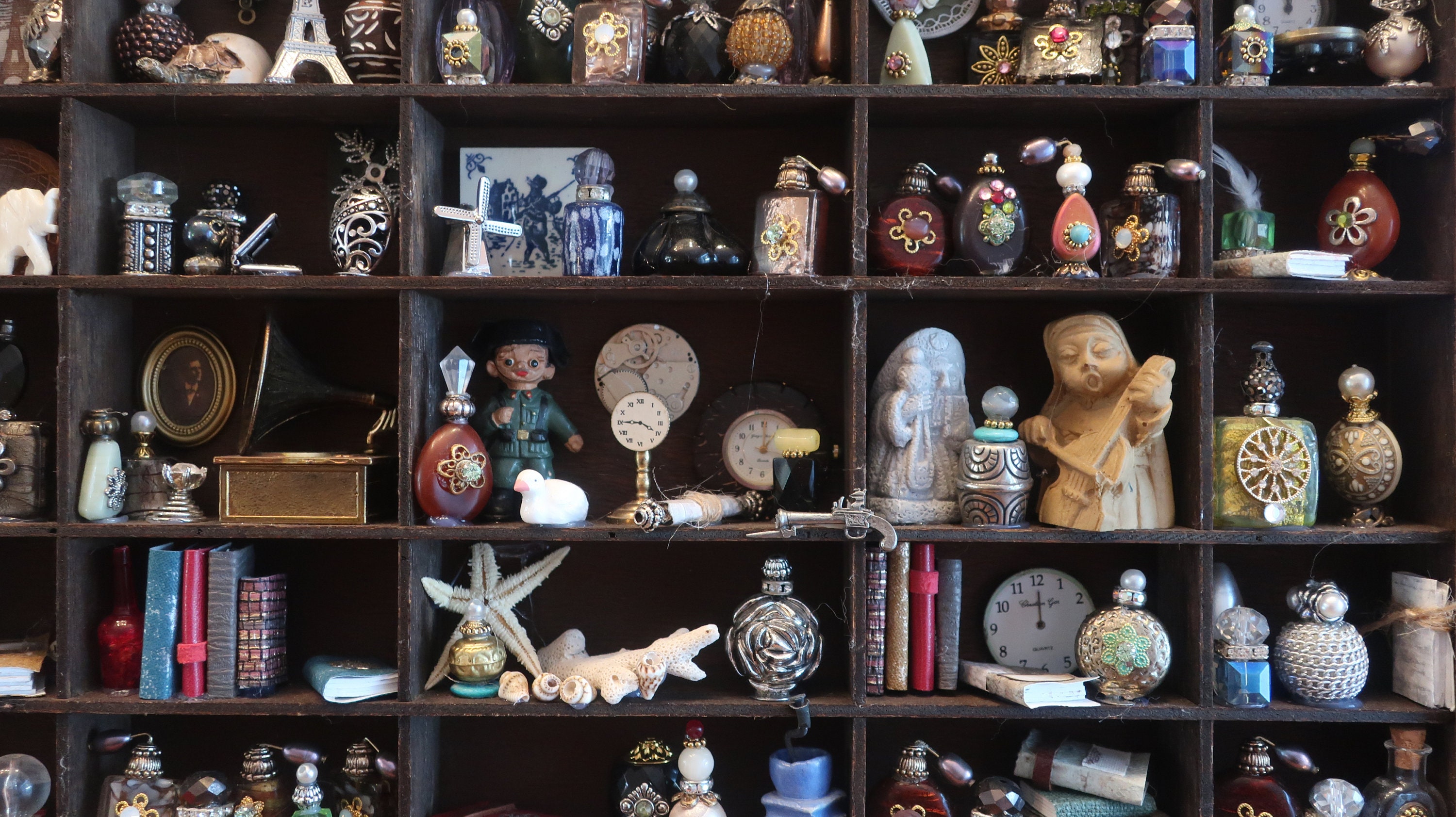 Cabinet of Curiosity Wunderkammer - Etsy