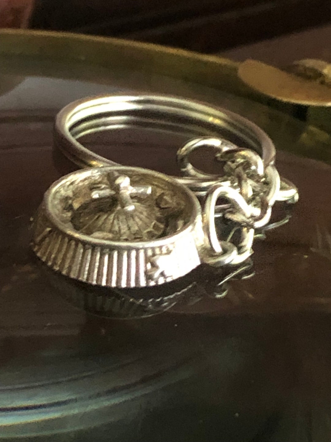 Silver Vintage Roulette Wheel Articulated Keychain Keyring With Free ...