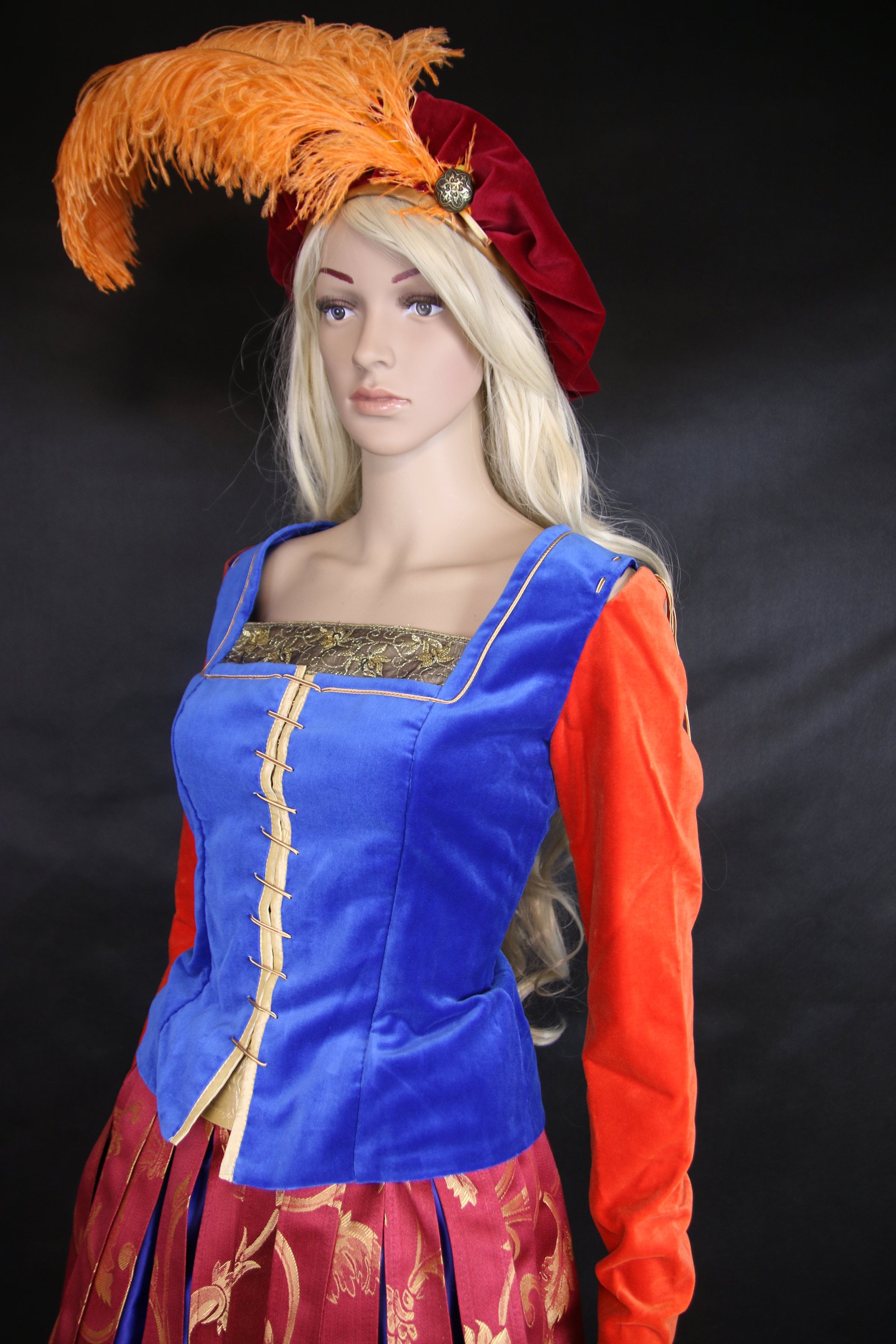 Medieval Bard Clothing