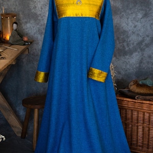 Early Medieval Wool Dress With Natural Silk Hems for Viking Woman ...