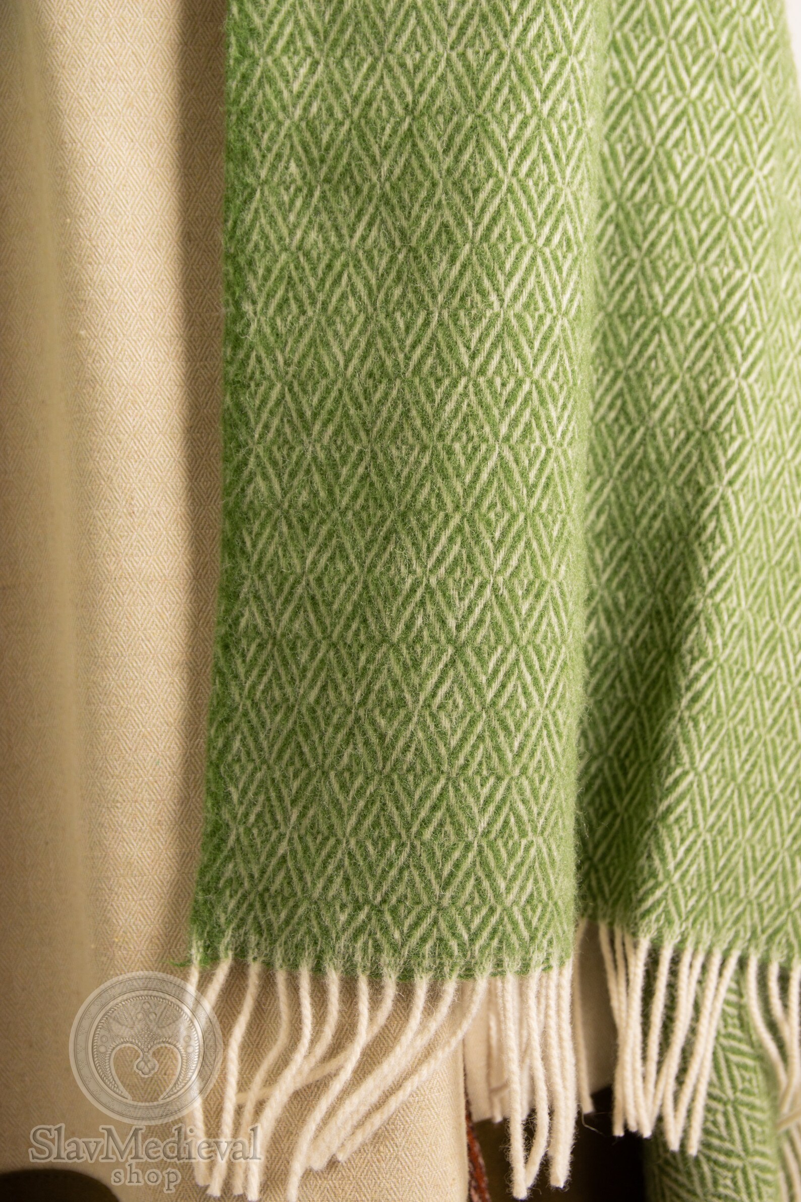 Natural 100% Pure Raw Merino Wool Blanket/cloak With Diamond - Etsy