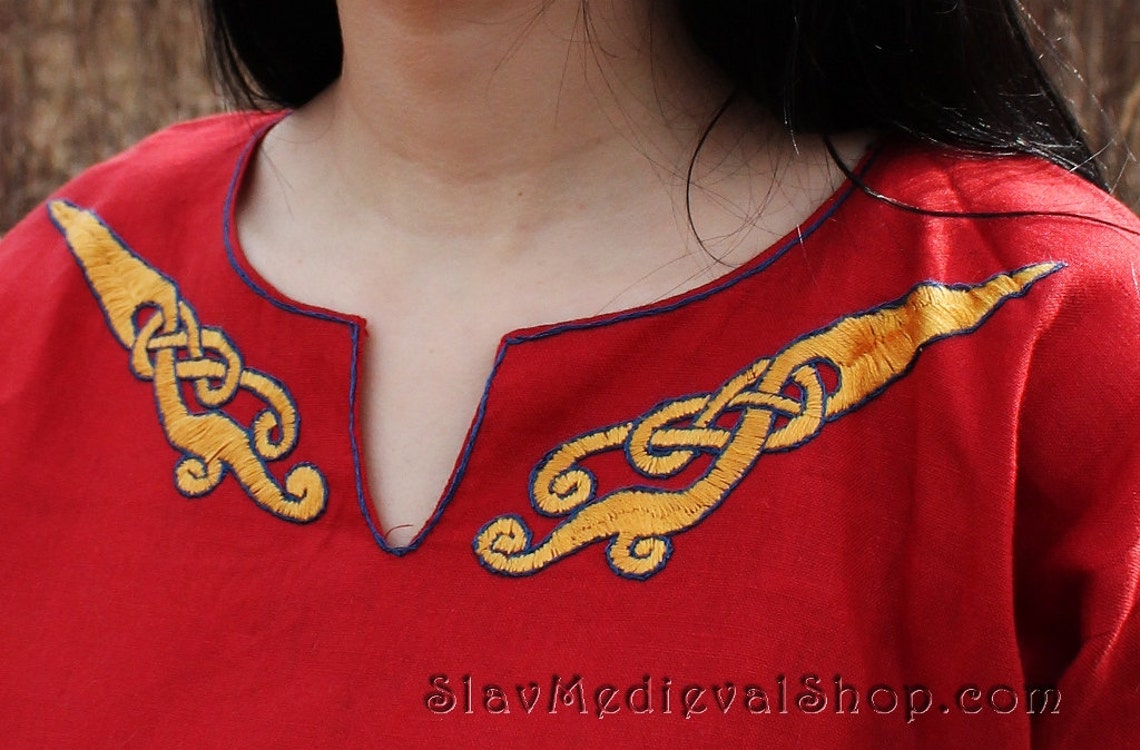 Early Medieval linen underdress with handmade pure silk | Etsy