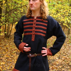 Early Medieval Wool Tunic-coat With Bronze Buttons for Viking Man ...