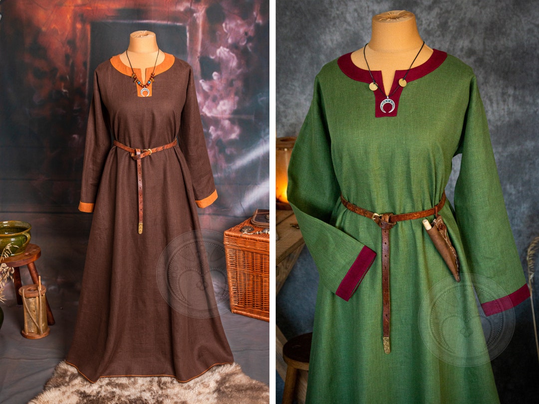 Early Medieval Wide Linen Dress With Narrow Linen Hems and 2 Wedges ...