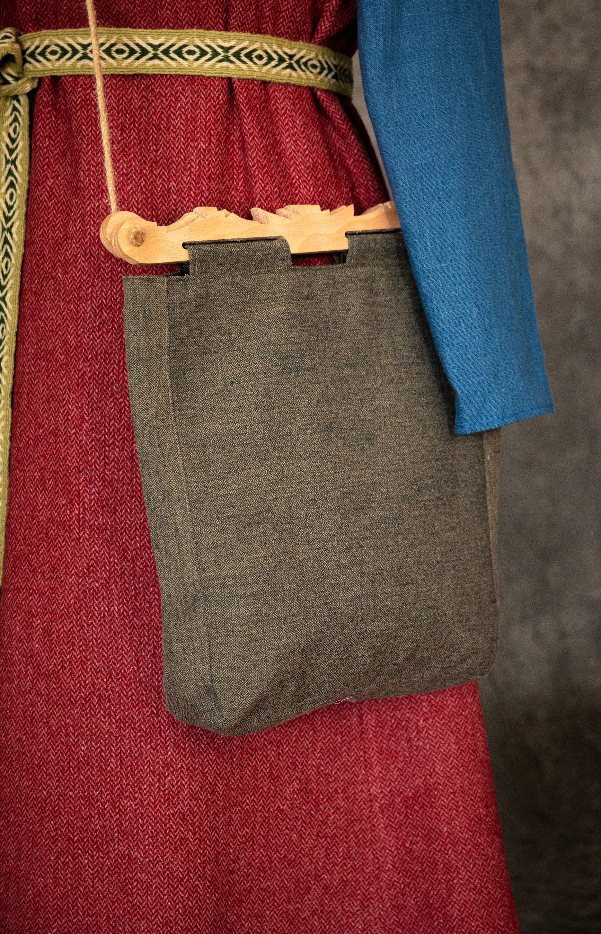 Early Medieval Wool Shoulder Wooden Handel Bag 100% Linen - Etsy