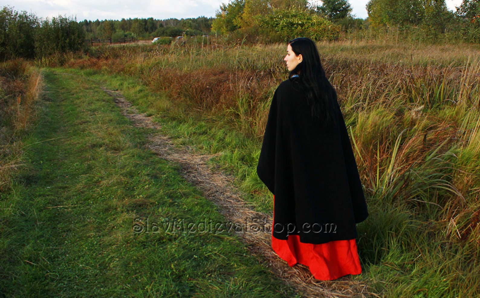 Early Medieval Viking Wool Cloak "valkyrie" With Woven Selvedge for ...