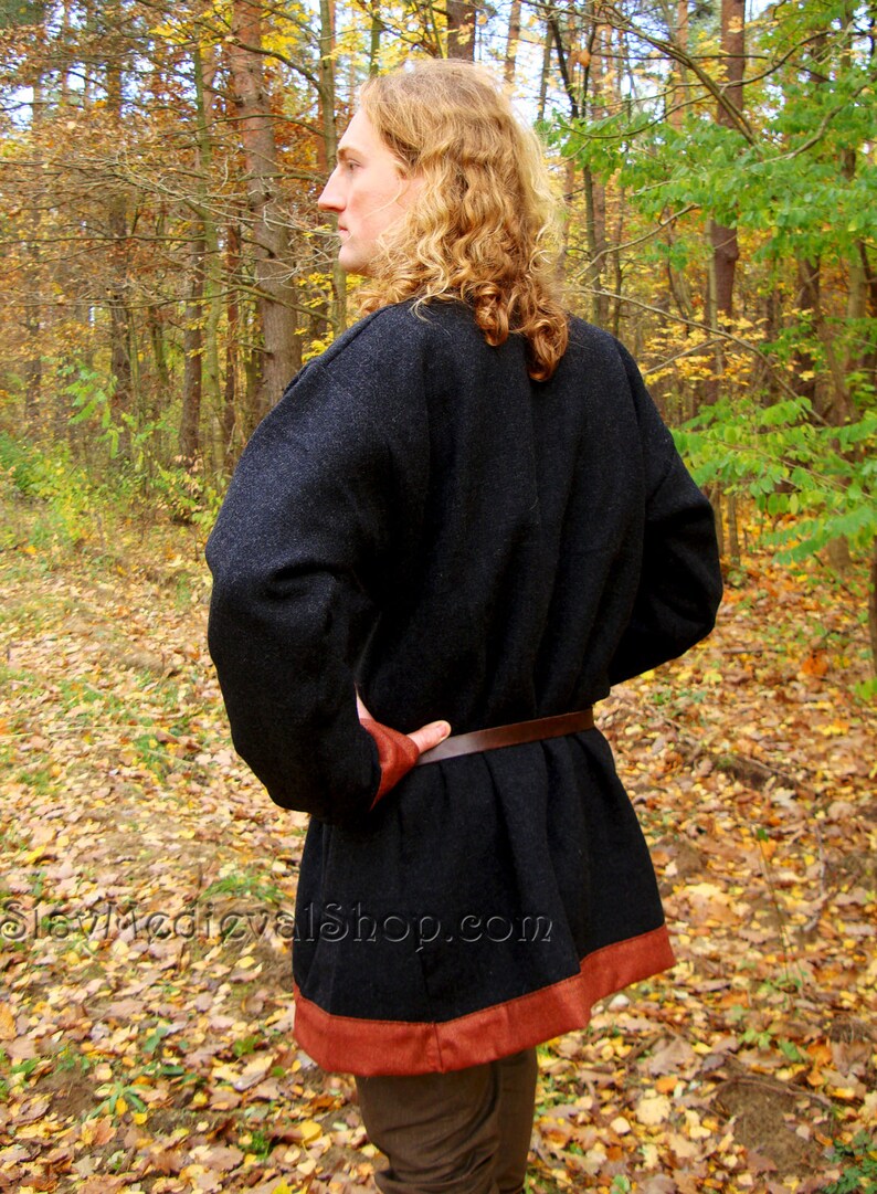 Early Medieval Wool Tunic-coat With Bronze Buttons for Viking Man ...