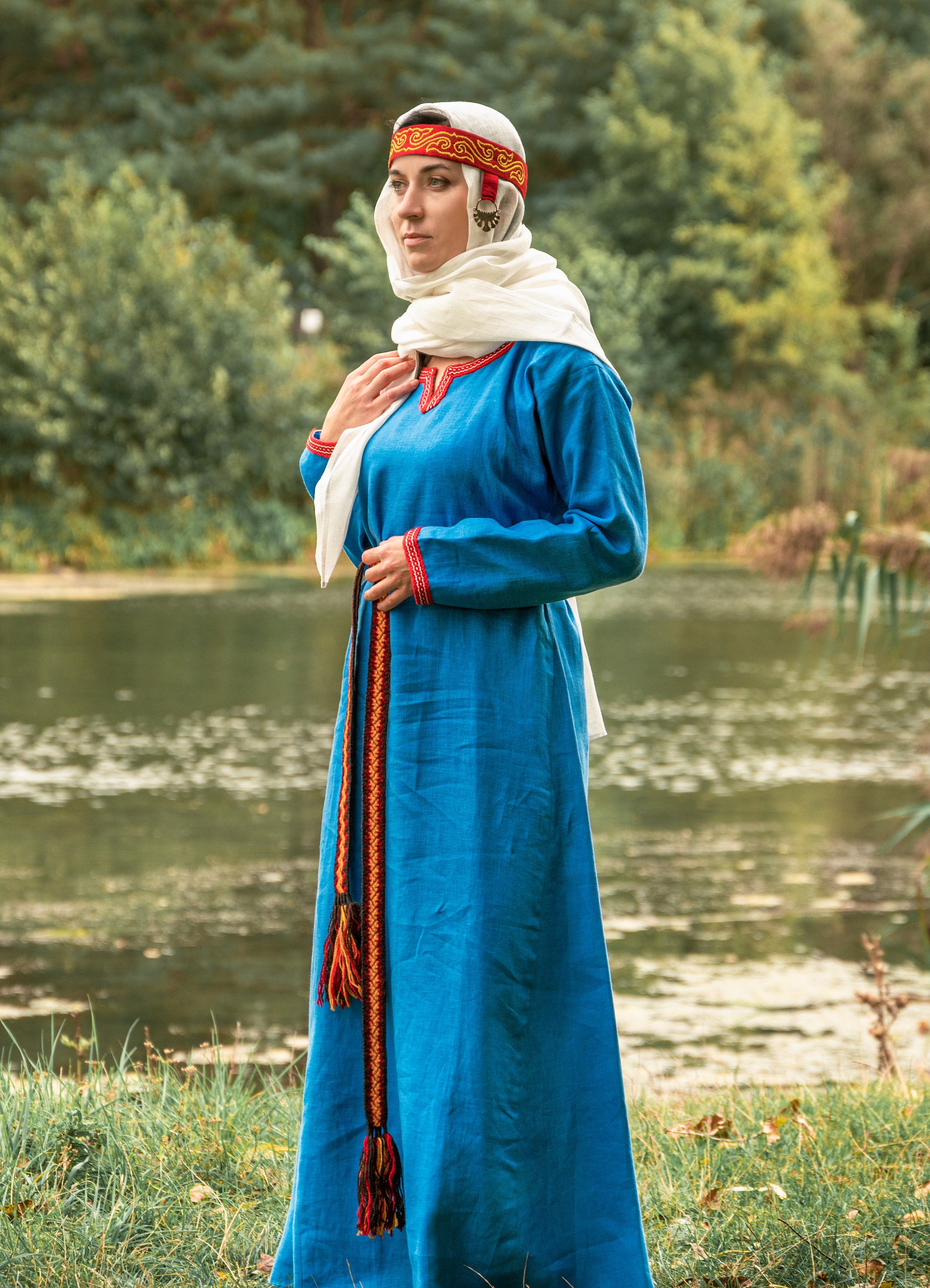 VELA | Early Medieval Costume Set With Linen Dress and Scarf, Silk ...