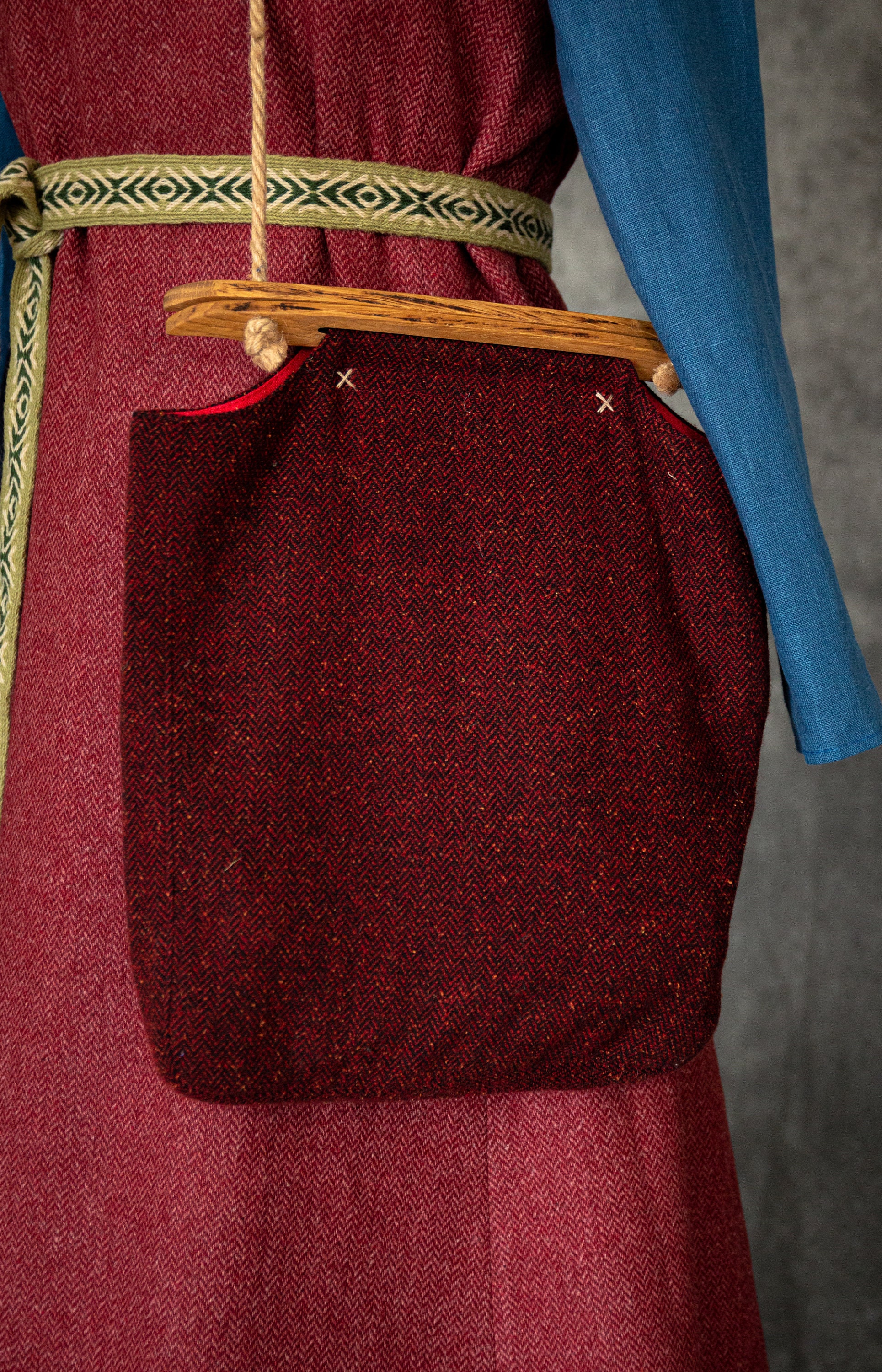 Early Medieval Wool Shoulder Wooden Handel Bag 100% Linen - Etsy