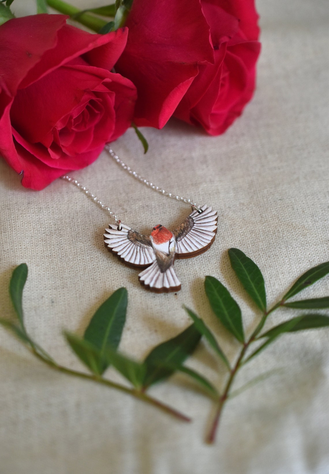 Flying Robin Bird Necklace - Illustrated Wooden Jewellery - Etsy