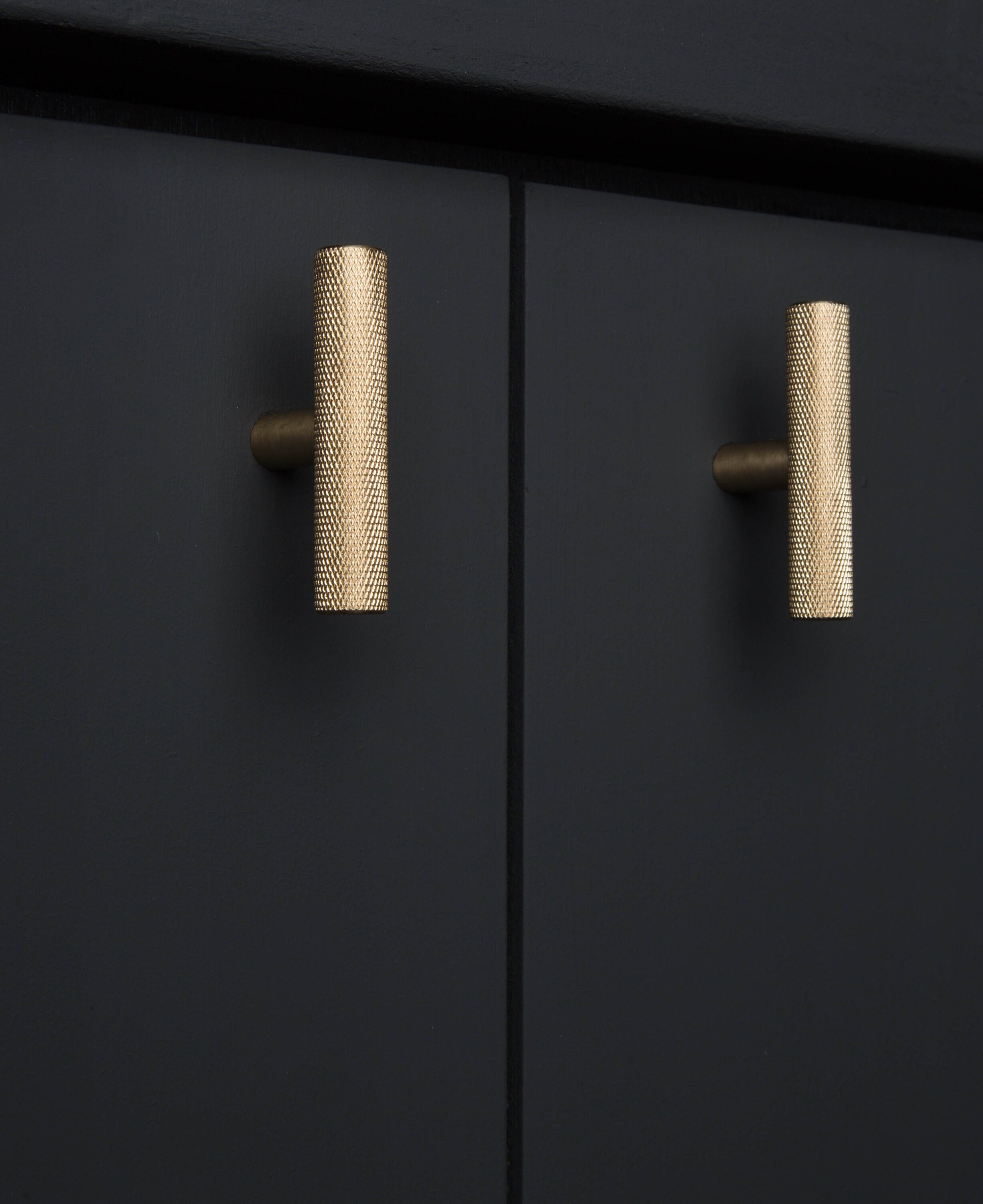 Gold Skyscraper T-bar Knurled Brass Kitchen Cupboard / Drawer Handle - Etsy