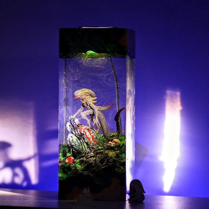 Xenomorph Alien Lamp – Anime Resin Night Light – Gift for Alien Fans - Etsy
