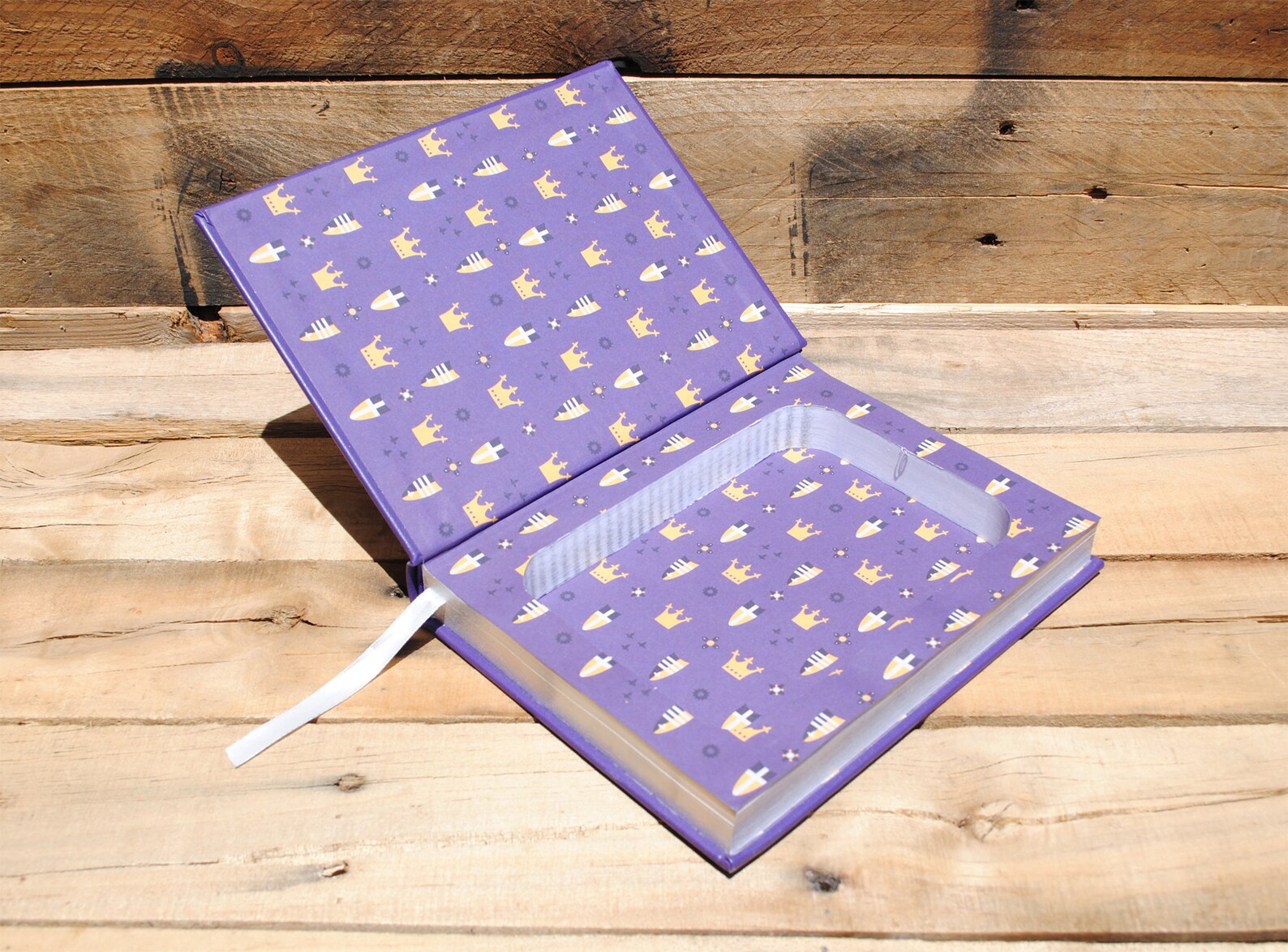 Book Safe - King Arthur and His Knights - Purple Leather Bound Hollow ...