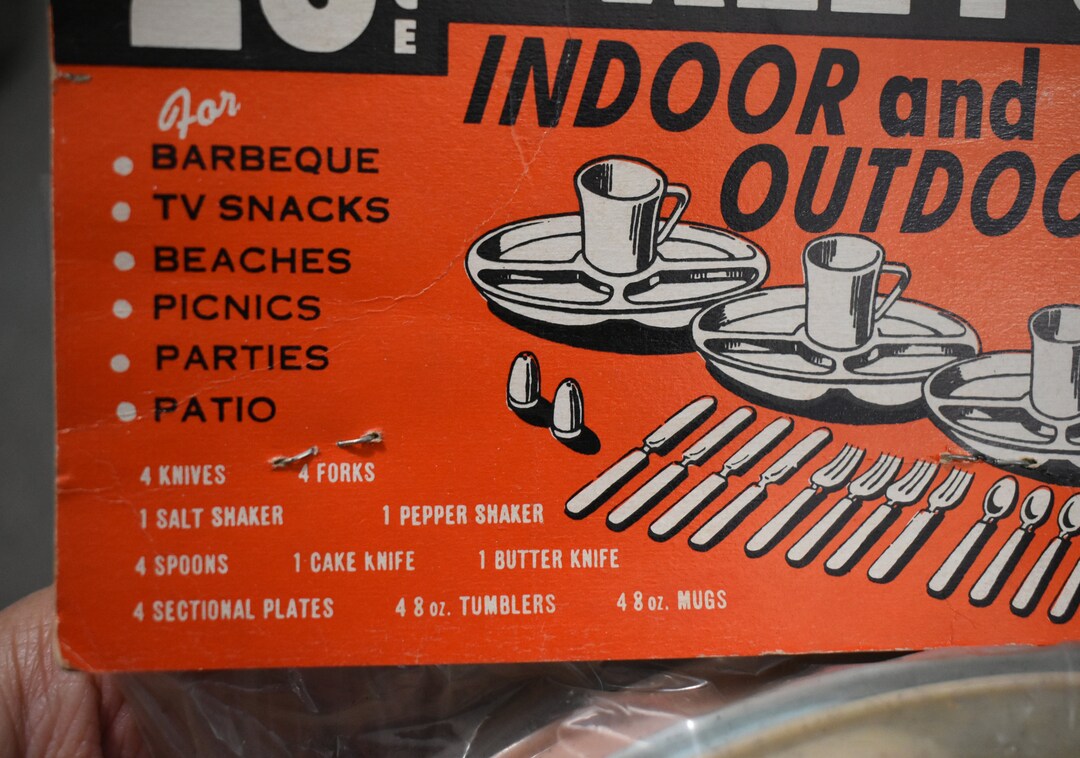 Vintage 50s Dinnerware Deadstock MCM Indoor Outdoor BBQ Plastic Four ...