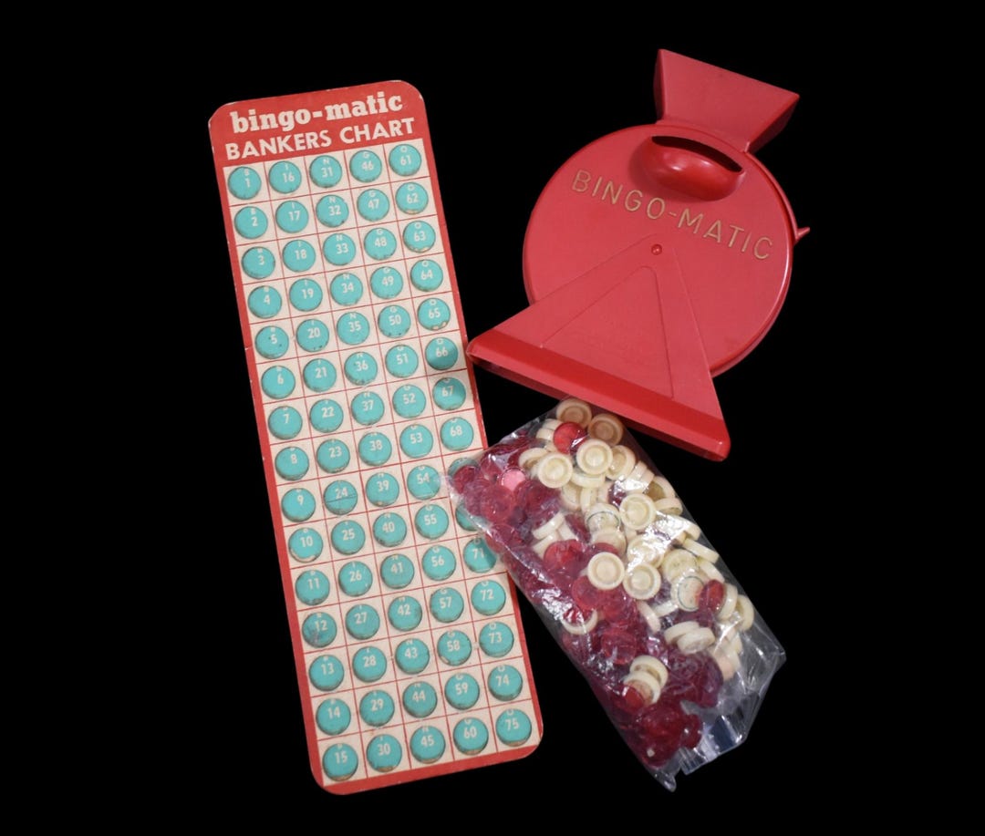 Vintage Bingo Game 50s Bingo-matic Card Celluloid Plastic Pieces ...
