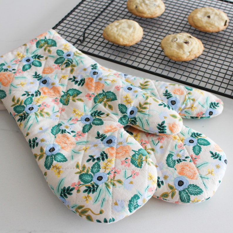 PDF Sewing Pattern - Long Quilted Oven Mitts, Kitchen Accessories, DIY ...