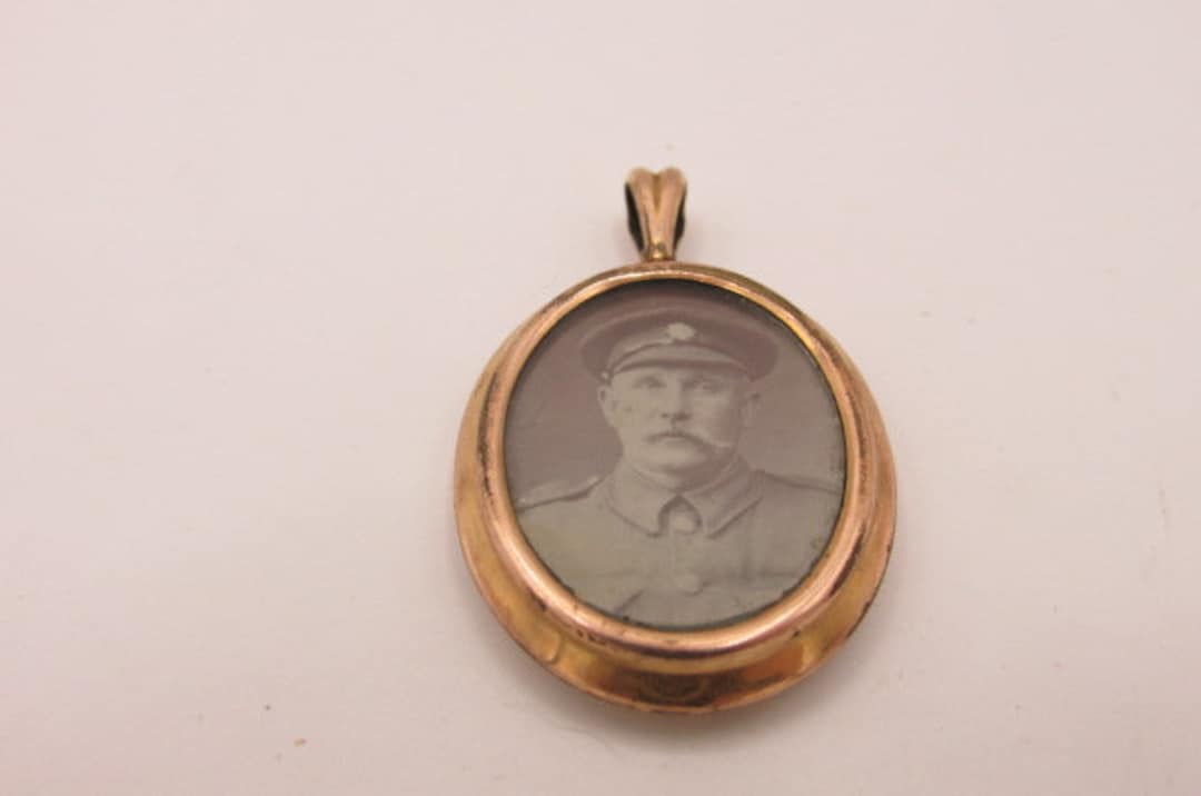 Rolled Gold OVAL Double Sided Photo PENDANT With Photo of European WW1 ...
