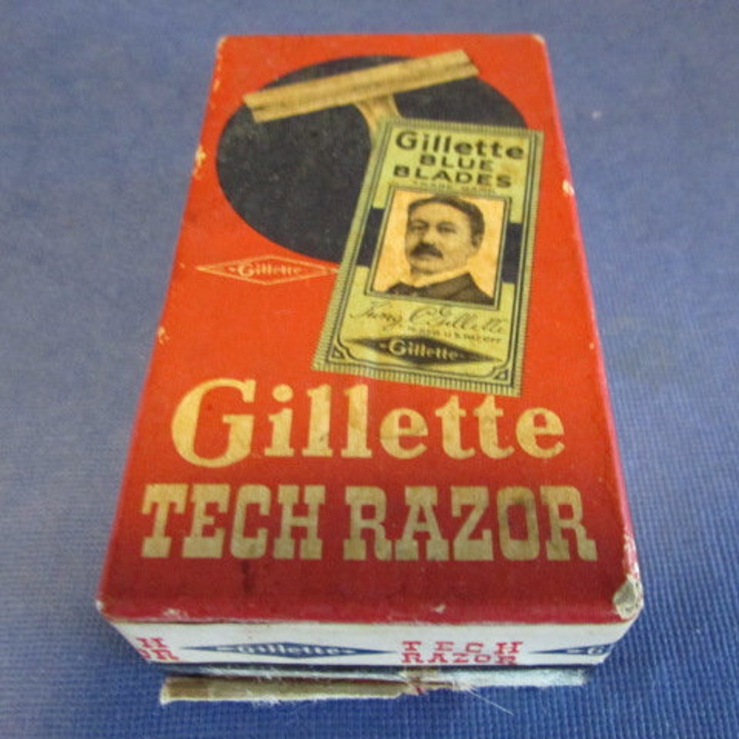 GILLETTE TECH RAZOR Plastic Handled in Original Box W/extra Razor ...