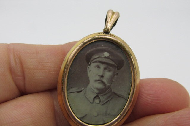 Rolled Gold OVAL Double Sided Photo PENDANT With Photo of European WW1 ...